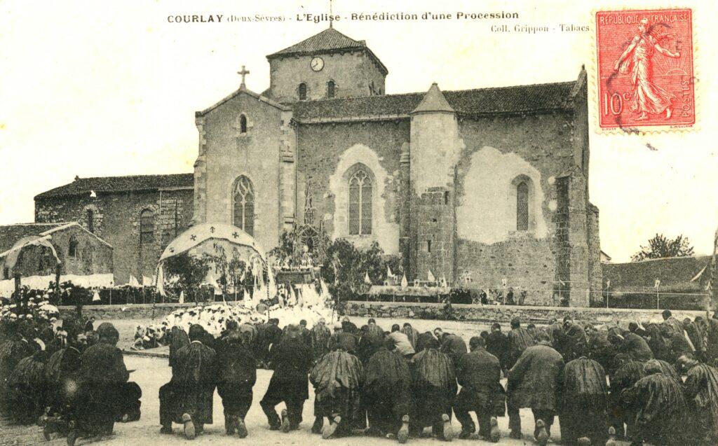 L'église de Courlay - Histoire et Patrimoine du Bressuirais